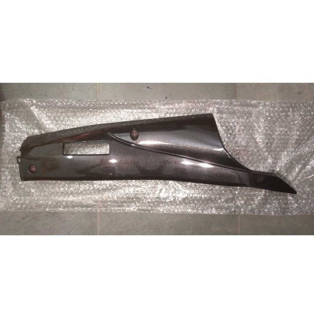Cover Right Floor Side Sub Assy Panther Black Me For Maestro EDGE 125 ...