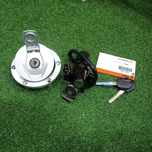 ADVENTURE 250 350 LOCK SET JG232609 - Indian Bikes Spares